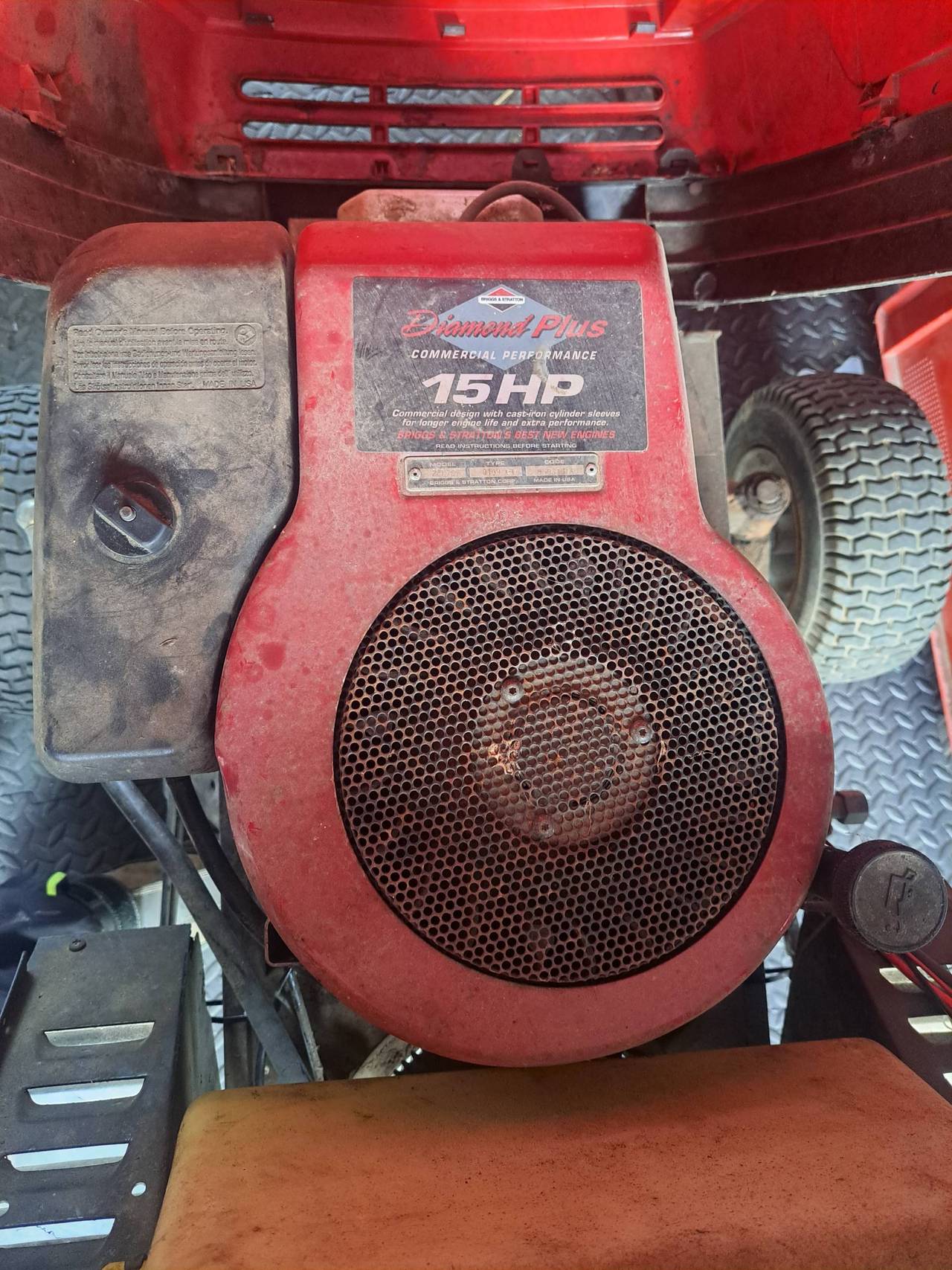 Gartengeräte/Gartenwerkzeug: Rasentraktor Twincut CastelGarden kaufen ...