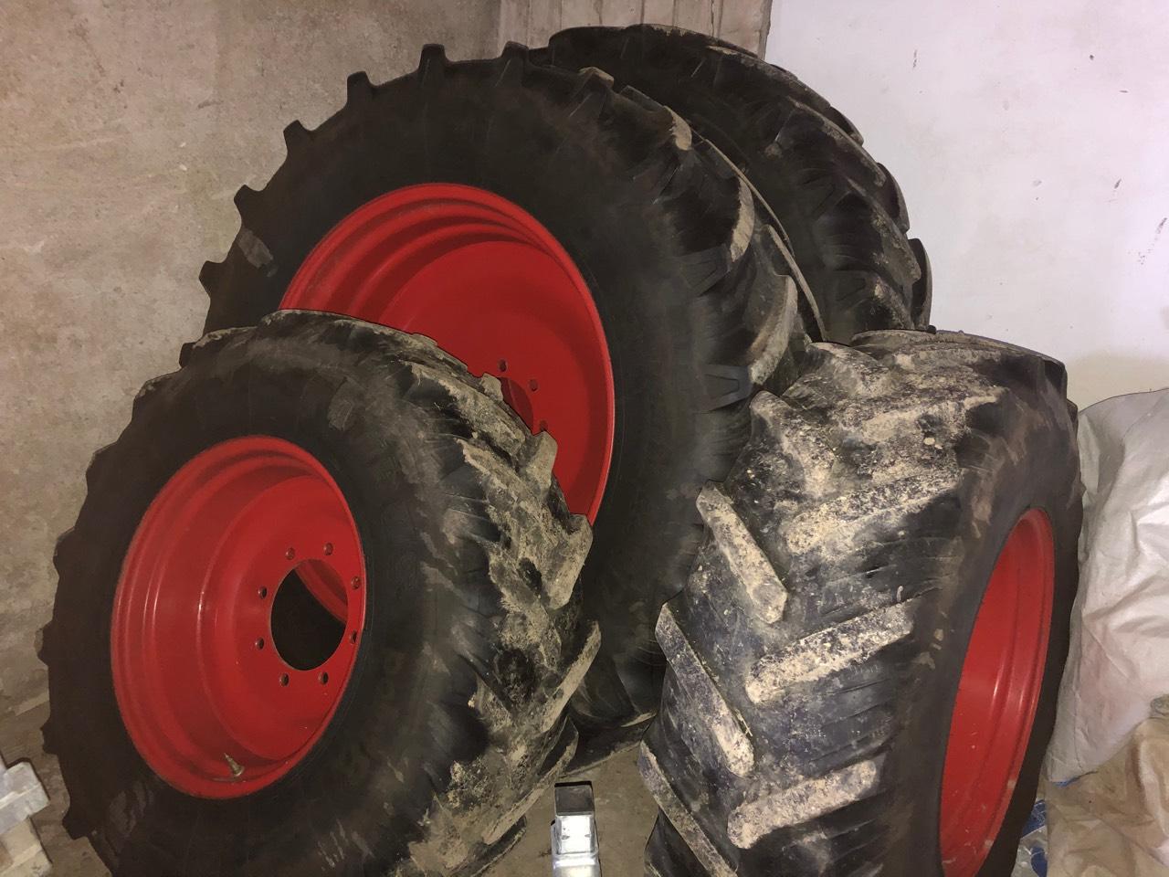 Pfleger der Komplettradsatz Von Fendt 400 Gebraucht Kaufen Landwirt