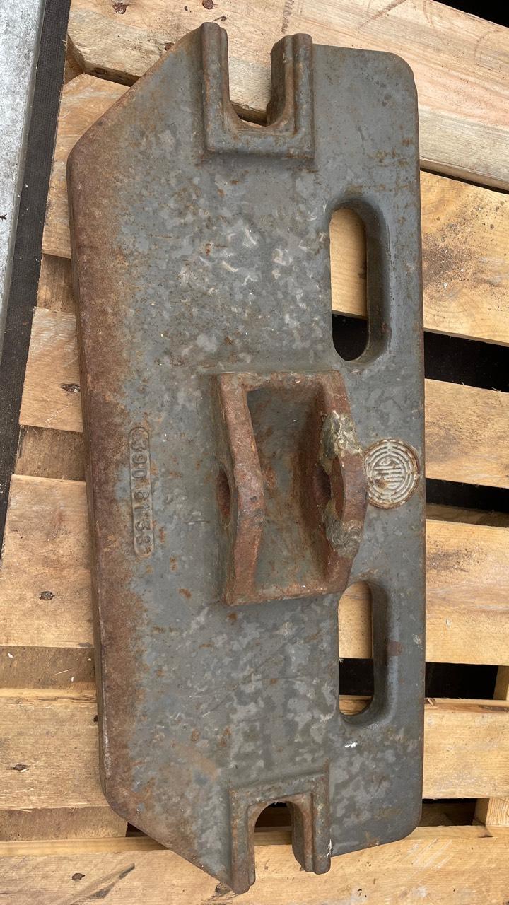 Frontgewichte/Gewichte: Steyr Frontgewicht gebraucht kaufen - Landwirt.com