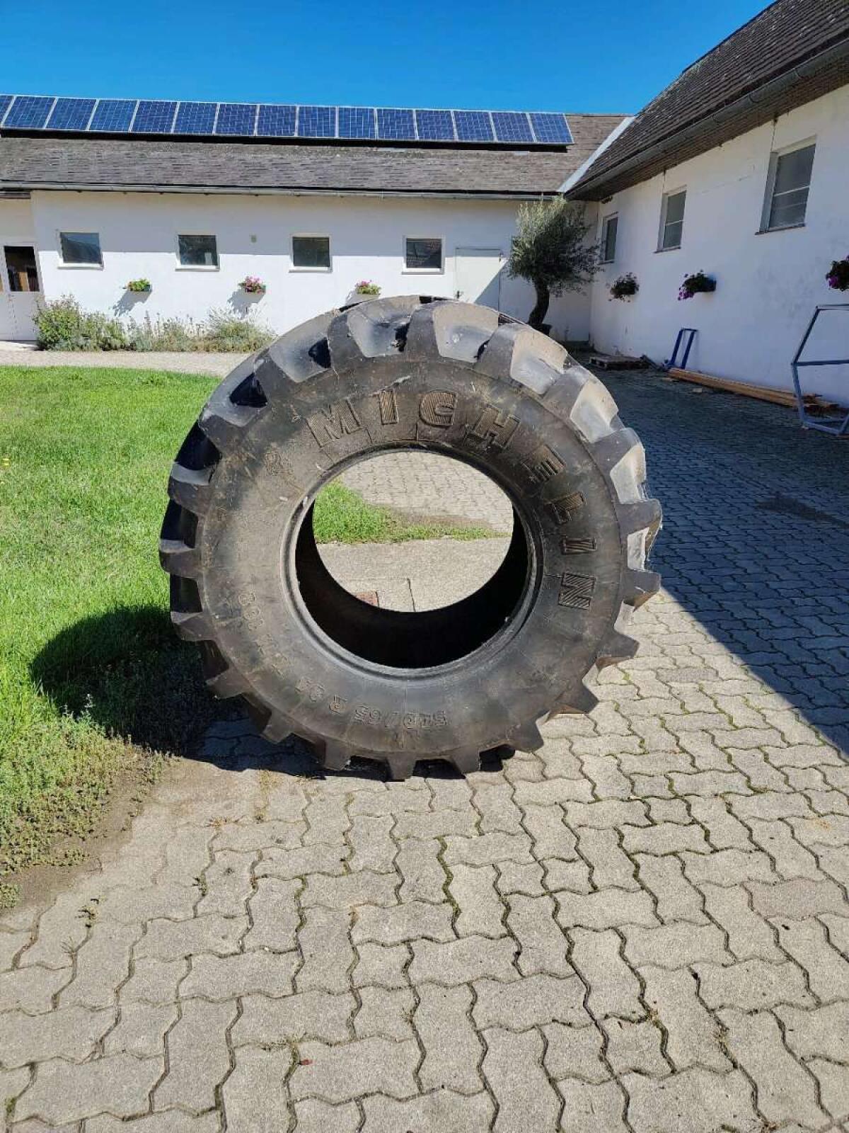 Sonstiges Traktorzubehör: Traktorreifen 540/65 R24 XM108 kaufen ...